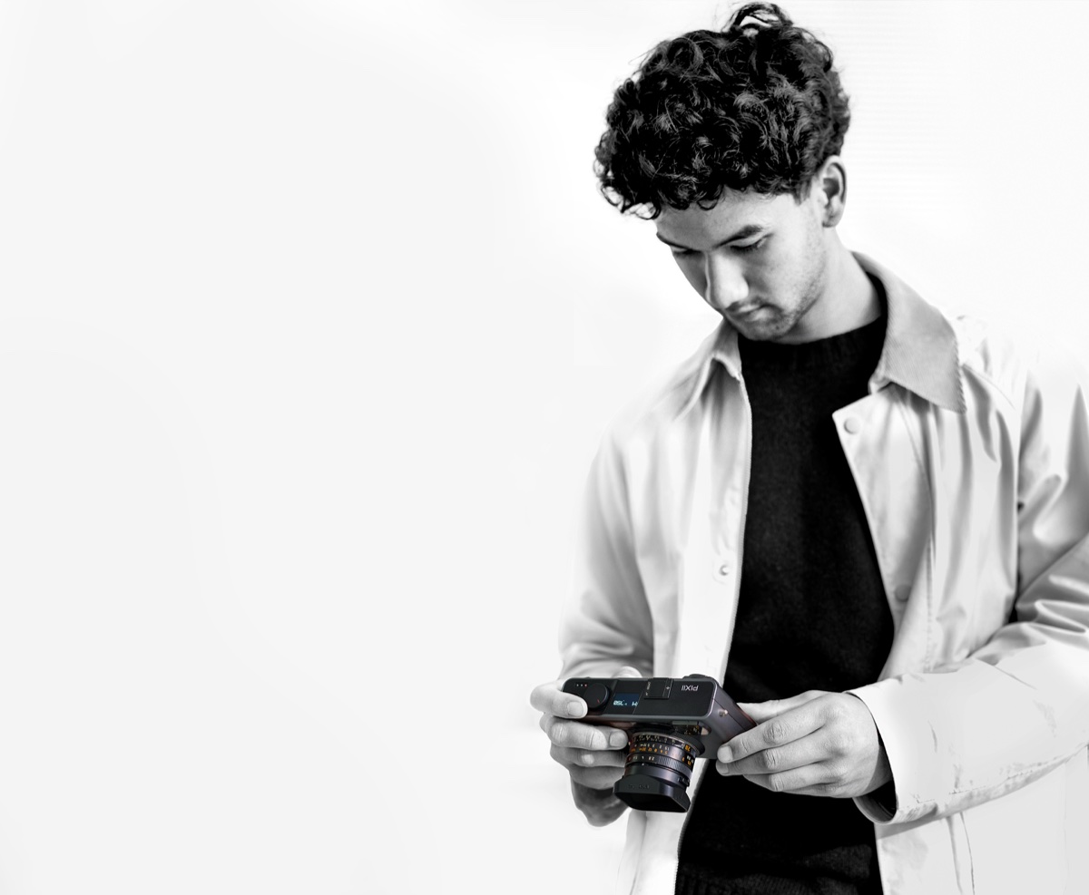 Did you know that every Pixii camera can record B&W DNG files? (the ...